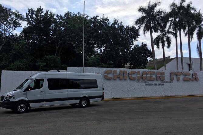 Private Roundtrip transfer from Cancun Airport up Cancun Hotels - FAQ
