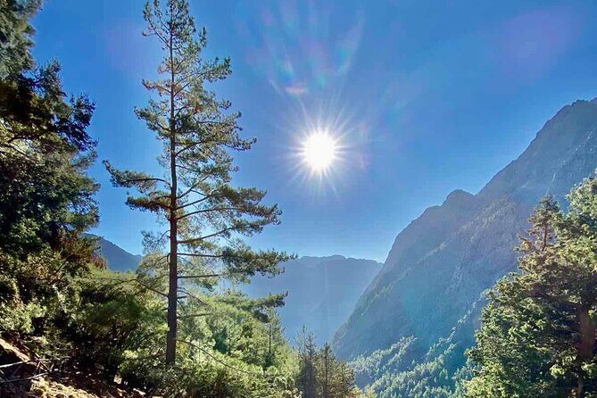 Private Roundtrip Transfer from Chania to Samaria Gorge Park - FAQs