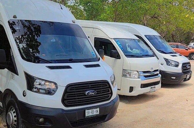 Private Roundtrip Transportation Cancun Airport up 10 People - Frequently Asked Questions
