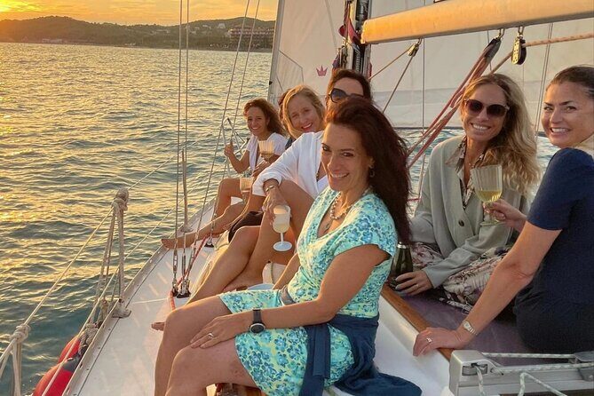 Private Sailboat Ride at Sunset from Sitges - Who Is This Tour Best For?