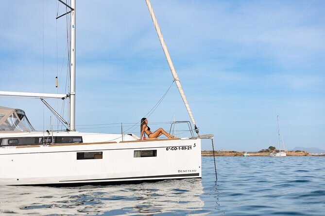 Private sailing yacht by the Bay of Palma and nearby coves - The Value Proposition