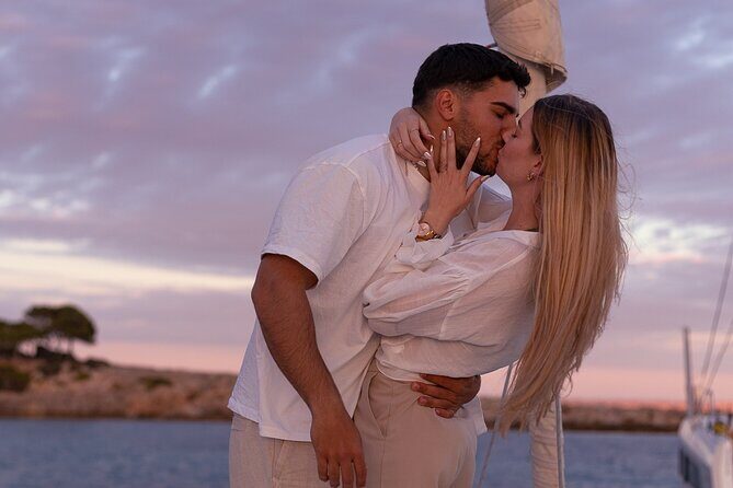 Private sailing yacht by the Bay of Palma and nearby coves - Frequently Asked Questions