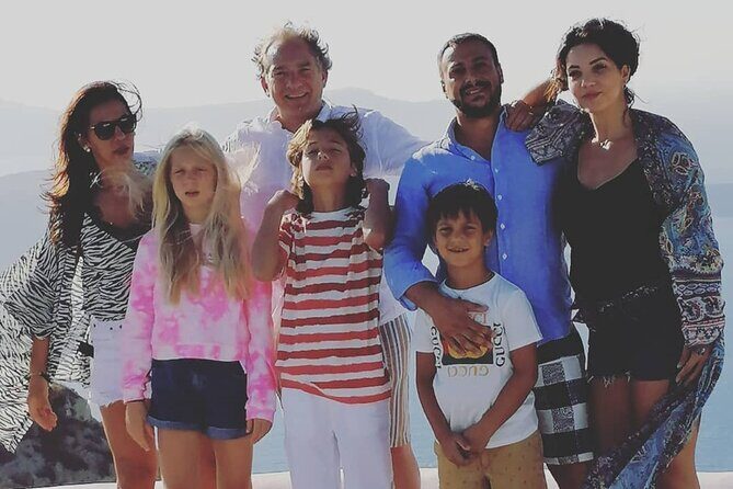 Private Santorini 4-Hours Tour : Oia, Megalochori & wine tasting - Duration & Group Size