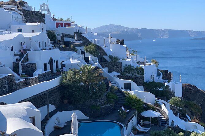 Private Santorini Half Day Highlights 4-Hour Tour & Native Driver - What Makes This Tour Stand Out