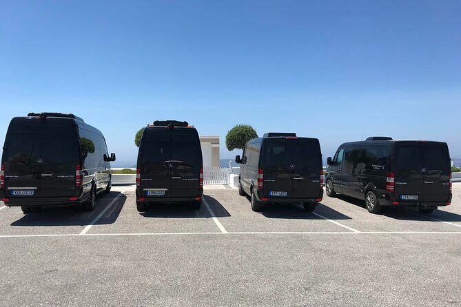 Private Santorini Half Day Highlights 4-Hour Tour & Native Driver - FAQ