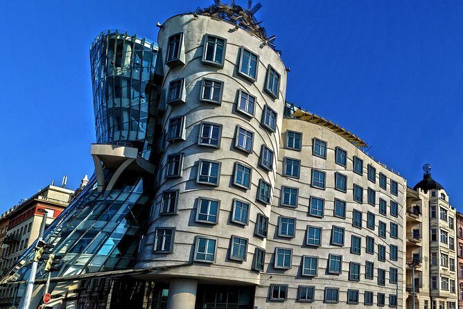 Private Scenic Transfer from Munich to Prague with 4h of Sightseeing - FAQ