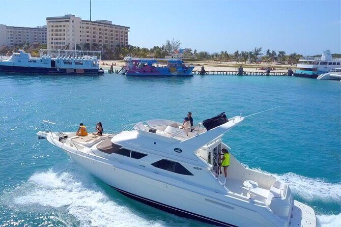 Private SeaRay 47ft Yacht Rental Cancun 23P6 - Final Thoughts: Is It Worth It?  