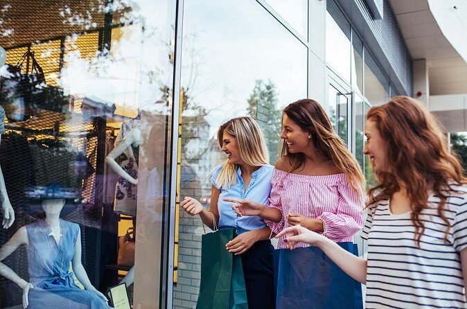 Private Shopping Tour from Guadalajara to Outlet Guadalajara - Frequently Asked Questions