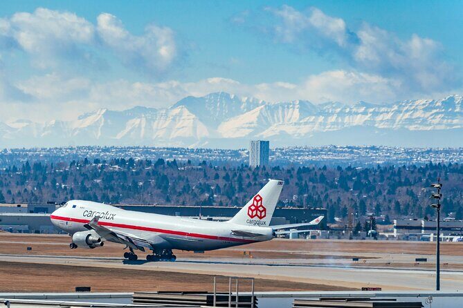 Private Shuttle from Calgary/ YYCAirport/Canmore/Banff Transfers - An In-Depth Look at the Experience