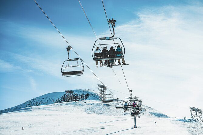 Private Shuttle Kelowna to SilverStar - The Experience from a Travelers Perspective
