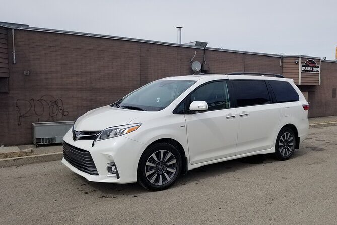 Private Shuttle Service Between Calgary, Banff and Lake Louise - The Journey: What to Expect