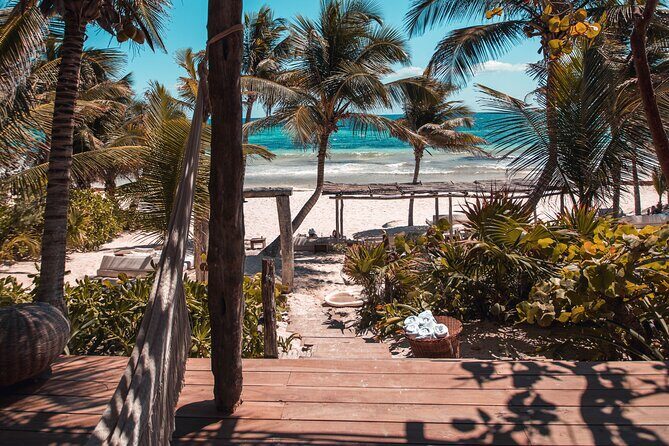 Private Sightseeing in Bacalar to Tulum with Local English Speaking Driver - Key Points