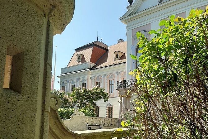 Private Sissi Castle Tour - Authentic Experiences and Personal Touches