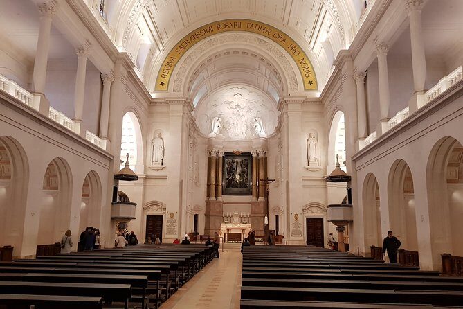 Private Small Groups Tour Fátima Full Day - FAQ