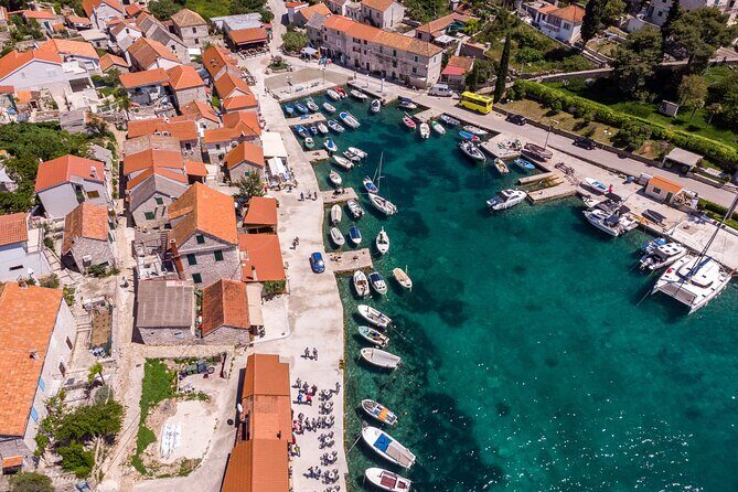 Private speedboat custome-made tour / from Trogir and Split - The Sum Up
