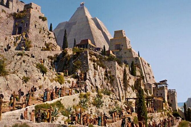 Private Split & Klis Fortress Tour, Olive Museum & Port Pickup - Key Points