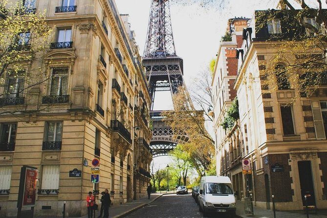 Private Street Art Tour in Paris with Local Expert - The Value of a Private Tour