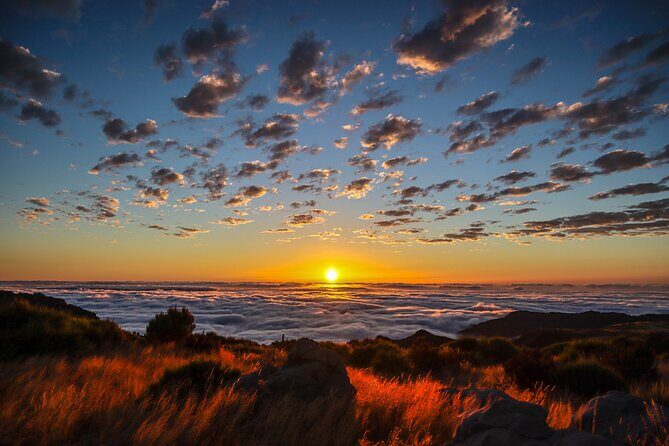 Private Sunrise Pico do Areeiro Half Day with easy levada walk - FAQs