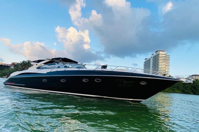 Private SUNSEEKER 60 Yacht Experience for up to 20 Guests - The Sum Up