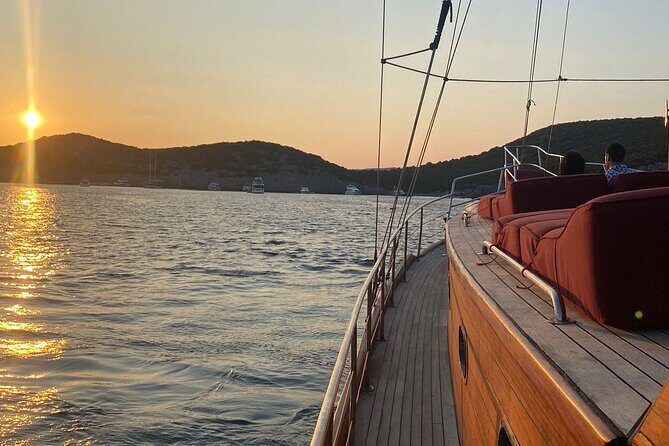 Private Sunset Boat Tour in Bodrum With Dinner - The Itinerary in Detail: What to Expect on the Water