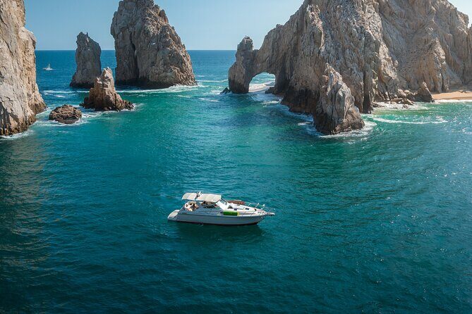 Private Sunset Cruise- 3 Hour - The Crew and Service: Making the Difference