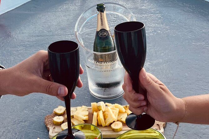 Private sunset cruise in Bora Bora - What’s Included and What’s Not?