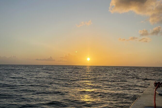 Private sunset cruise in Bora Bora - The Sum Up
