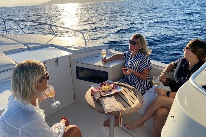 Private Sunset Cruise in San Jose del Cabo Appetizers,open bar - The Practical Details