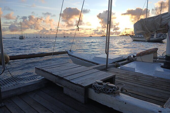 Private sunset excursion to the Sailing Lagoon of Tahiti - Authentic Experiences and Hidden Gems