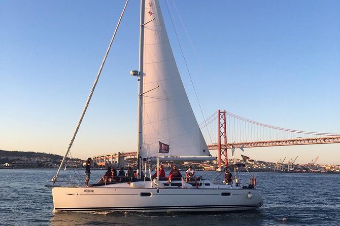 Private Sunset Sailing cruise from Lisbon - FAQ