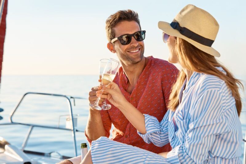 Private Sunset Sailing Trip with Cava & Skyline Views - Key Points