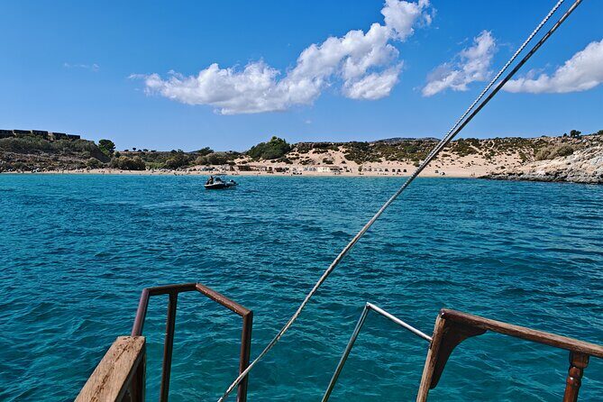 Private Sunset Tour around Lindos on a Traditional Greek Boat - Exploring the Itinerary: What You Can Expect