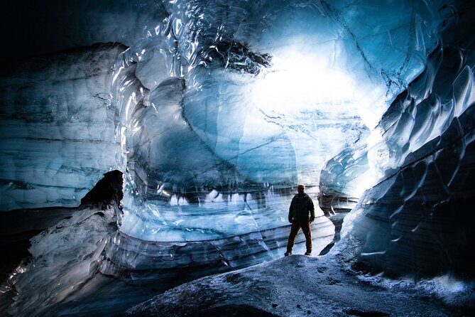 Private Superjeep South Coast and Katla Ice Cave - Key Points