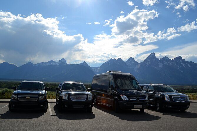 Private SUV Transfers to/ from Jackson Hole Airport JAC - An Honest Look at the Private SUV Transfer from Jackson Hole Airport