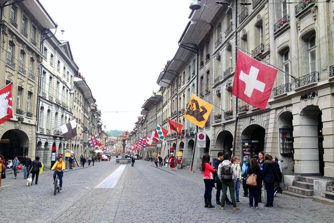 Private Swiss Cheese and Chocolate Tour from Interlaken - Who Is This Tour Best For?