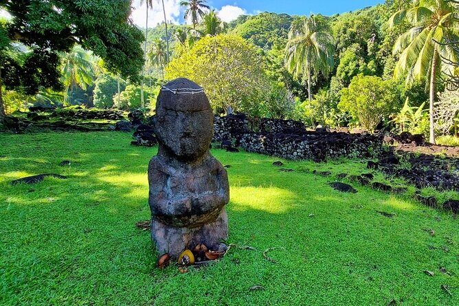 Private Tahiti Island Discovery Tour 5.5 Hours - Key Points