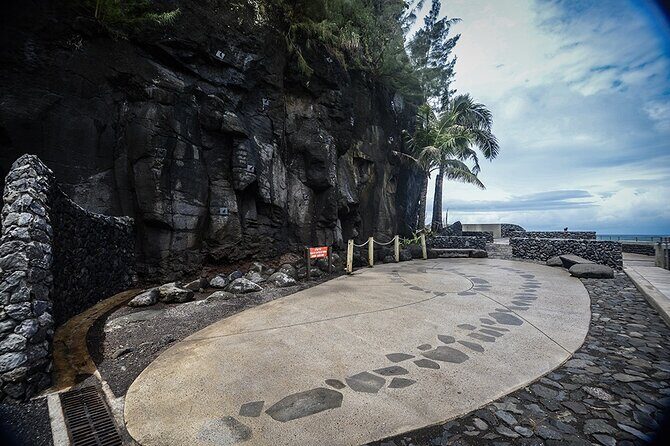 Private : Tahiti Museum & Circle Island Tour, Afternoon Tour (5h) - FAQs