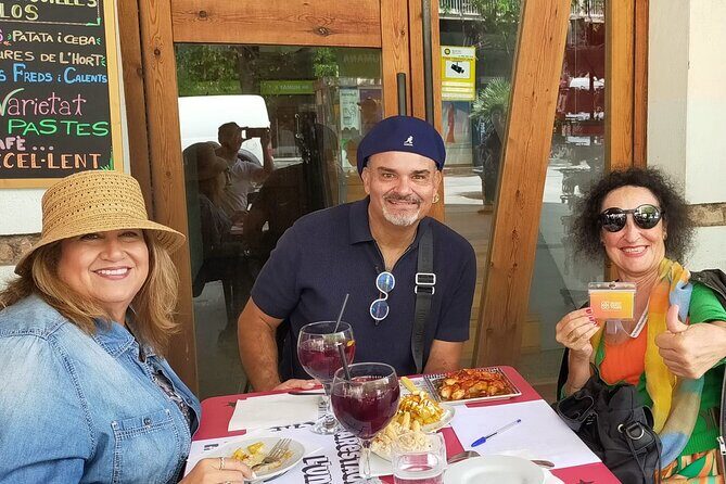 Private Tapas Walking Tour in Barcelona Modernist Area with Dinner included - Key Points