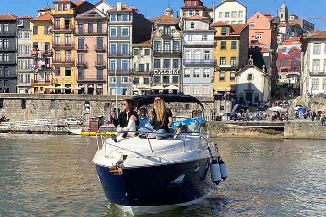 Private tasting in the Douro (1 to 7 people) on a yacht for yourself - Who Should Consider This Experience?