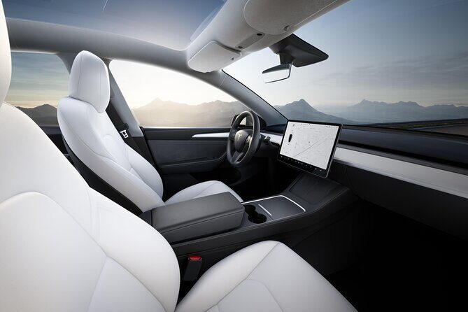 Private Tesla Airport Rides - Key Points