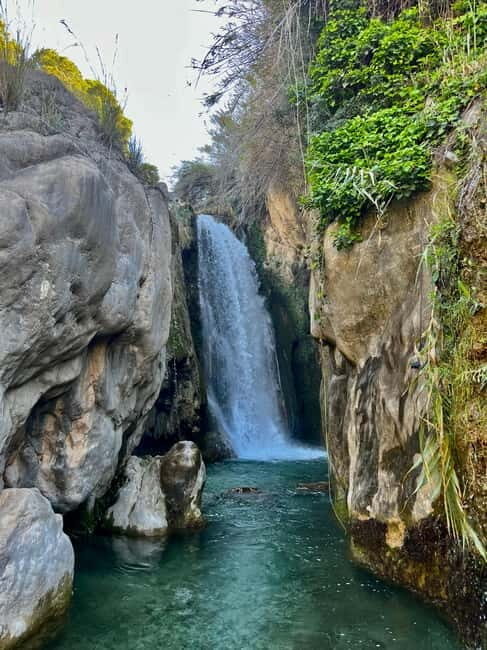 Private Tour: Algar Waterfalls by Car - Key Points