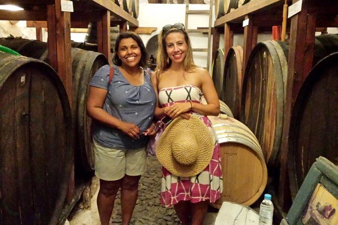 Private Tour: Ancient Akrotiri and Santorini Wineries Tour - Key Points
