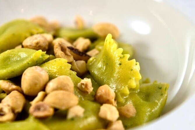 Private Tour and Lunch in a typical restaurant in old town - Discover Genoa Through Its Hidden Corners and Flavours: A Private Tour Review