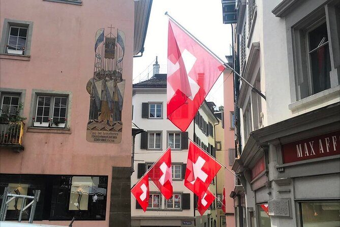 Private Tour around Zurich Old Town - Key Points