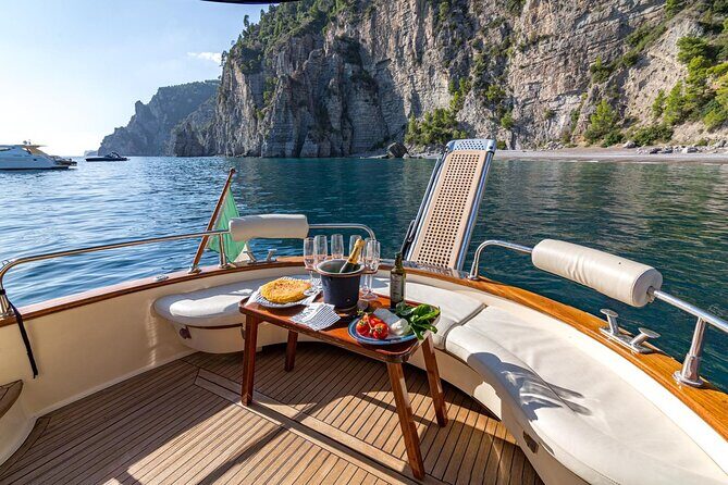 Private Tour Capri & Positano from Sorrento -Gozzo Apreamare 10 - Key Points