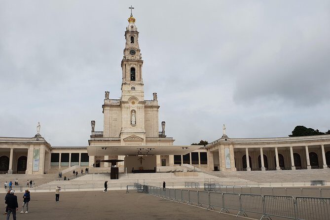 Private Tour Fátima - Batalha - Nazaré - Óbidos Full Day - Who Will Love This Tour?