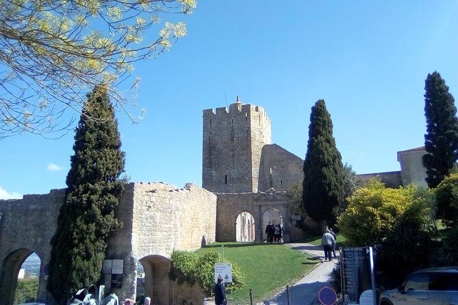 Private Tour for 1 to 8 people: Cristo Rei, Palmela, Setúbal, Arrábida, Sesimbra - Key Points