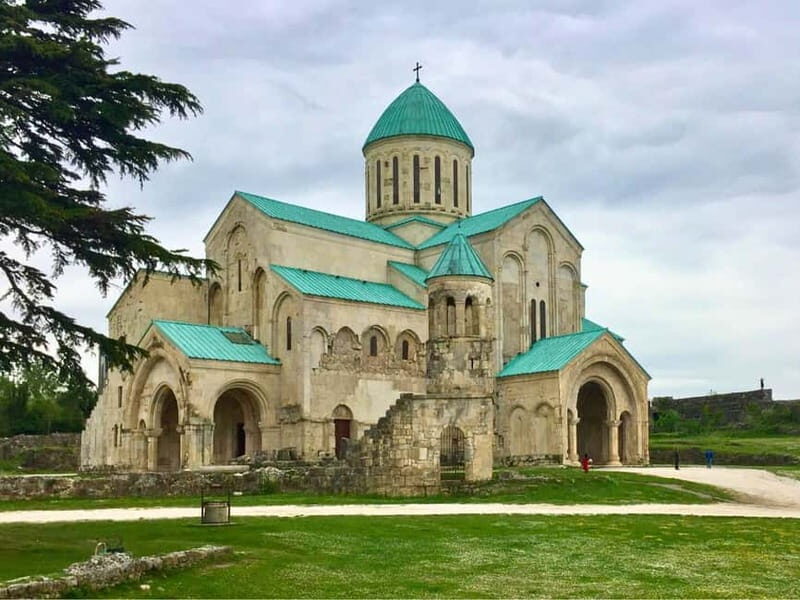 Private tour from KUTAISI: Bagrati, Gelati and Motsameta - Exploring Kutaisi’s Sacred Heritage: Bagrati, Gelati, and Motsameta Monasteries Tour