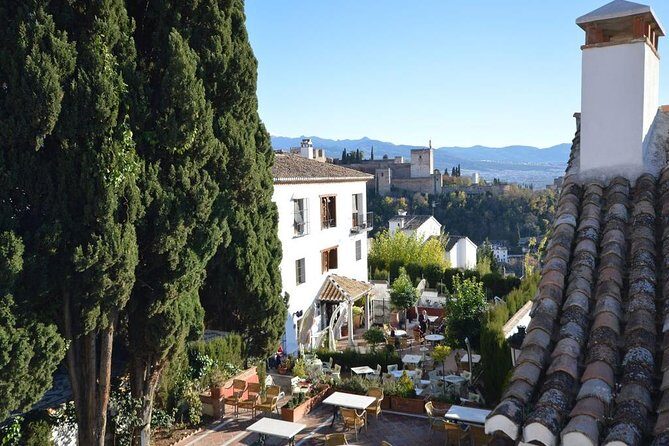 Private tour from Malaga to the Alhambra Palace and Granada - FAQs