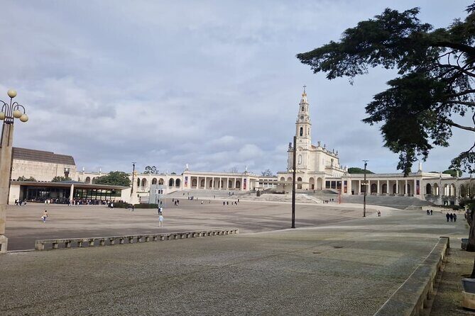 Private Tour from Porto to Lisbon with Stops - Who Will Love This Tour?